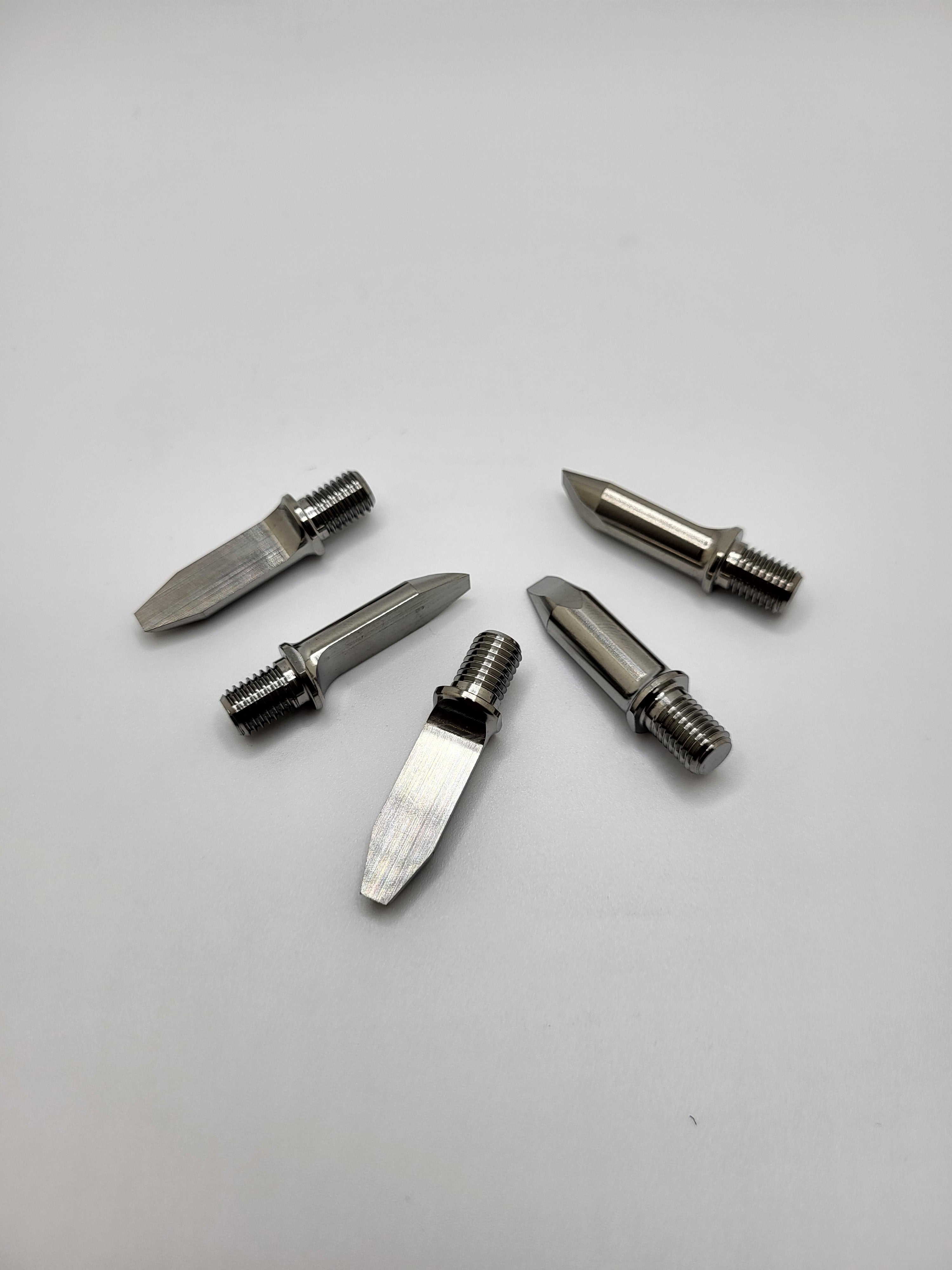 Titanium 1.070 Fat Bottom Grass Chisels – Hellevation